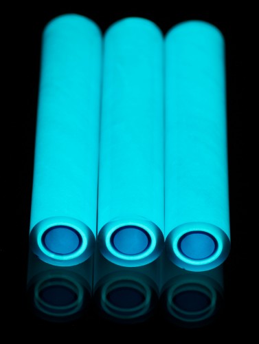 BoroGlow Glowing Sky Glow In The Dark Glass Tube - UV Reactive Aqua ...